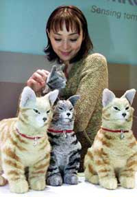 NeCoRo, le chat robot (2001)